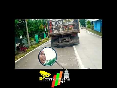 Truk jalupang pamer bodi