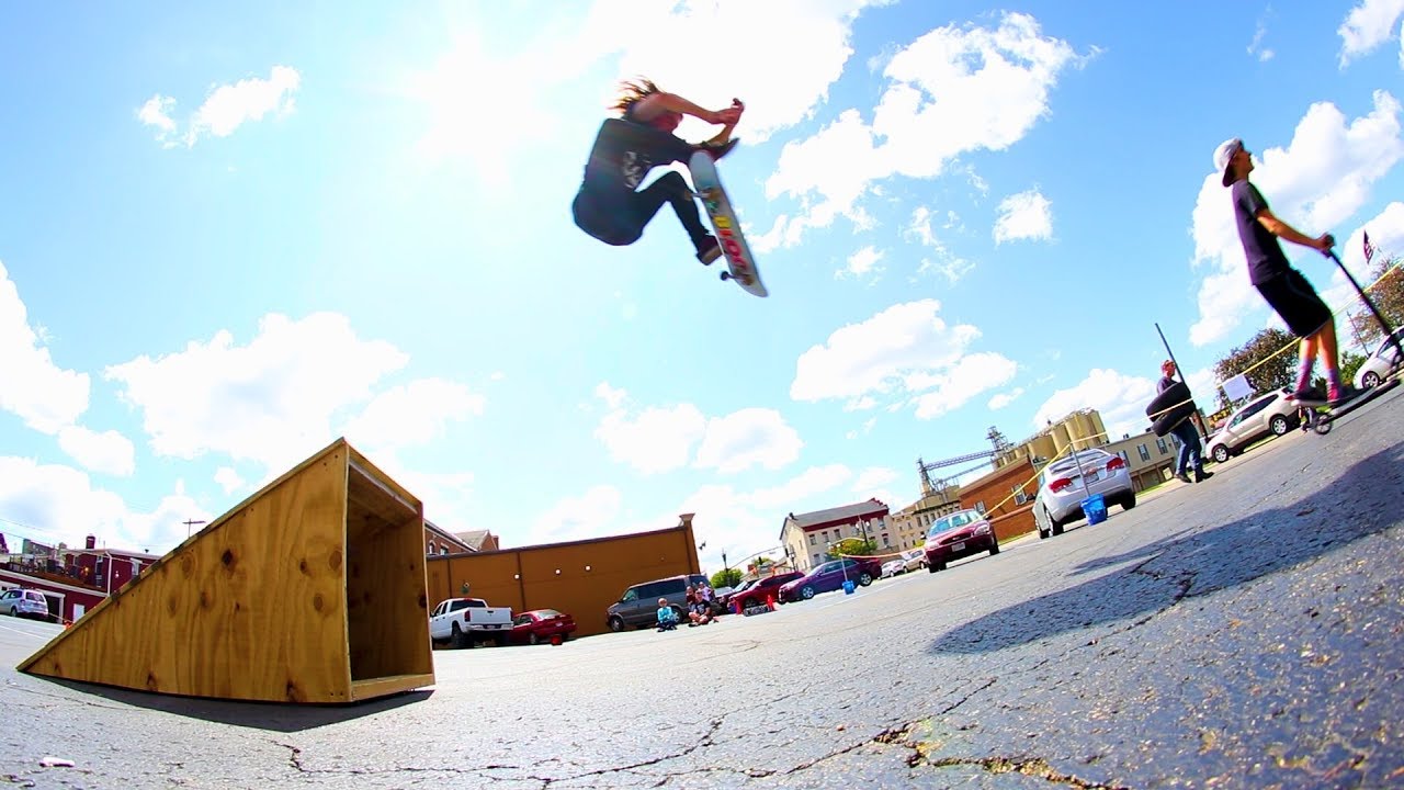 THE BEST KICKFLIP I'VE EVER SEEN - YouTube