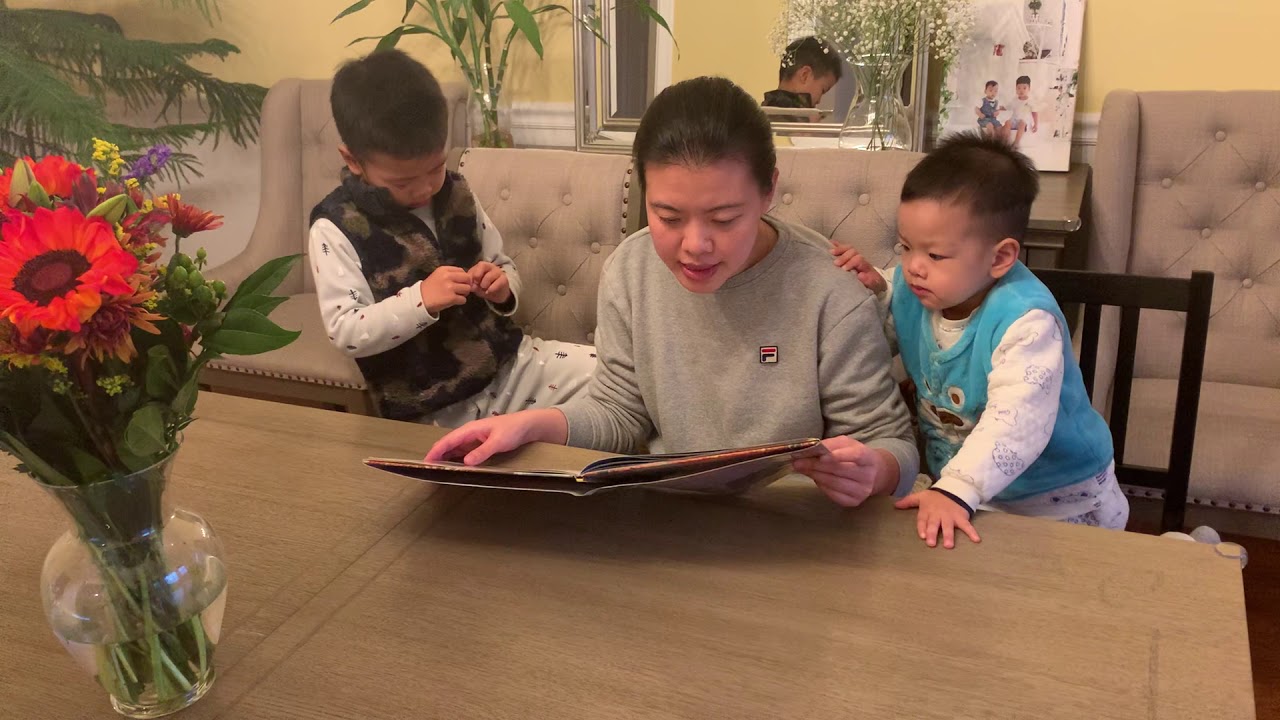 Read for the Record - Evelyn Del Rey is Moving Away - Ding Family - YouTube