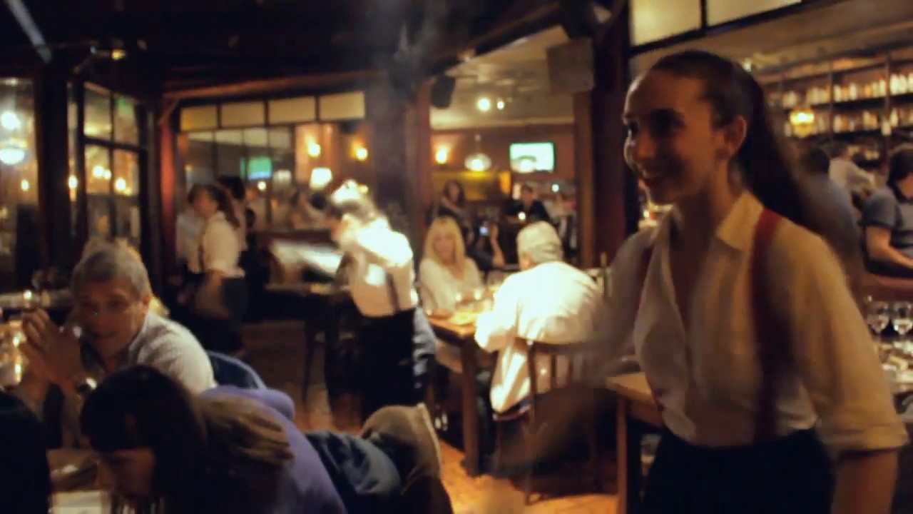 Escuela de Comedia Musical Valeria Lynch Pilar - SORPRENDE RESTAURANT ...