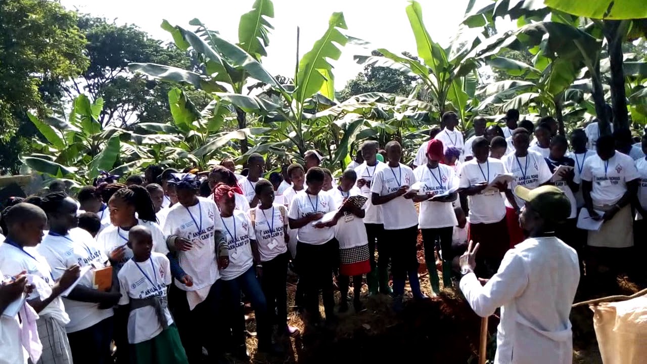 Skilling Students in Farming - YouTube