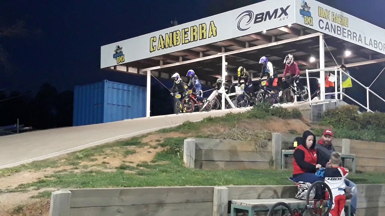 BMX Benny doing a 42 second lap at Canberra BMX - YouTube