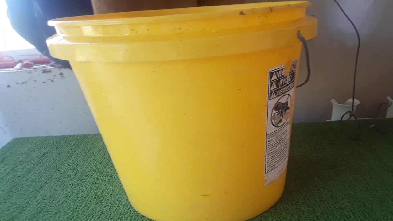 DIY livewell and bait bucket - YouTube