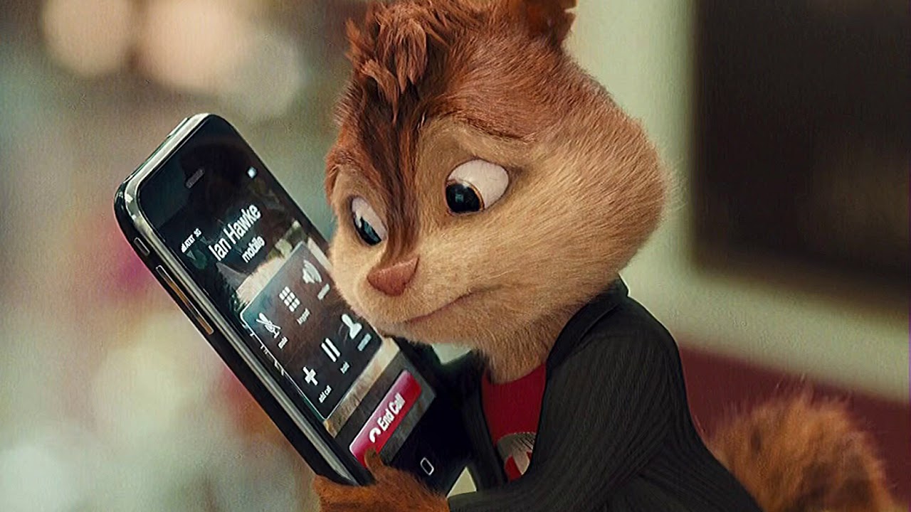 Alvin and the Chipmunks The Squeakquel Alvin looks at the Phone while 6 ...
