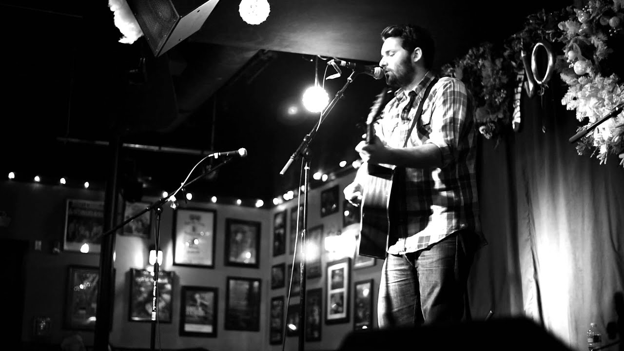 Greg Loftus 'Two-Faced Heart' live at The Burren, Somerville, MA - YouTube