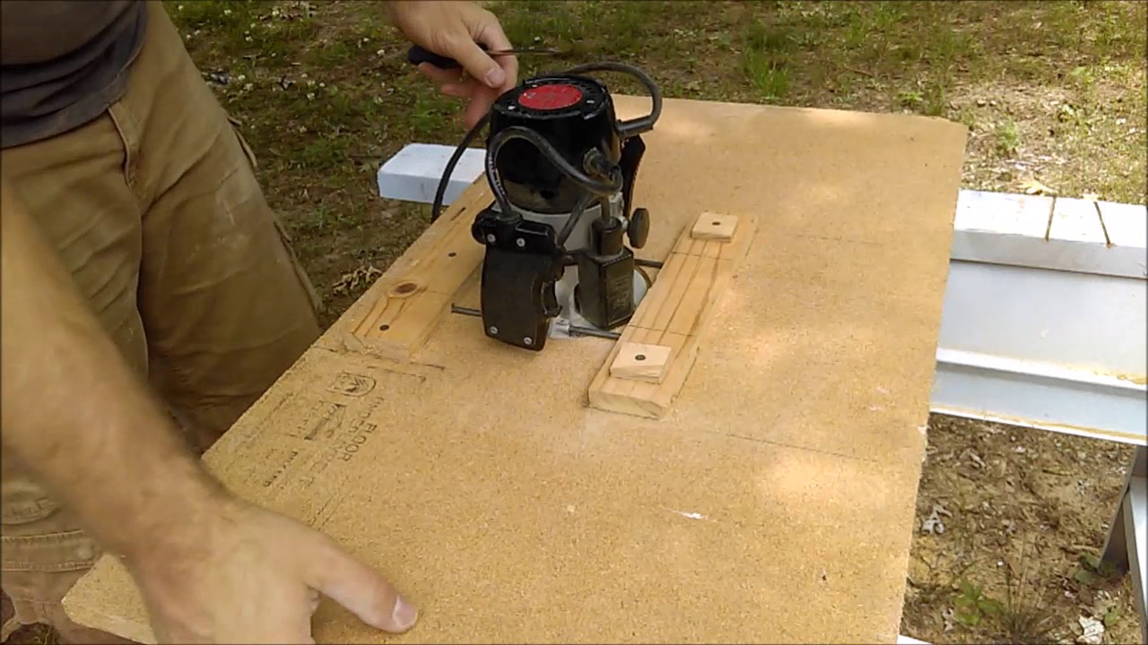Super Simple Router Table made from scraps - YouTube