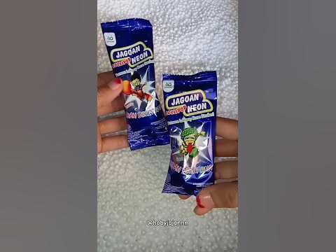 mencari dan menemukan permen jagoan neon di dalam kardus #shorts #huntingjajan #candy # ...
