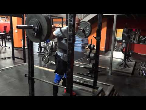 Kurt Weidner Squats 350 lbs reps 1 through 15 of 100