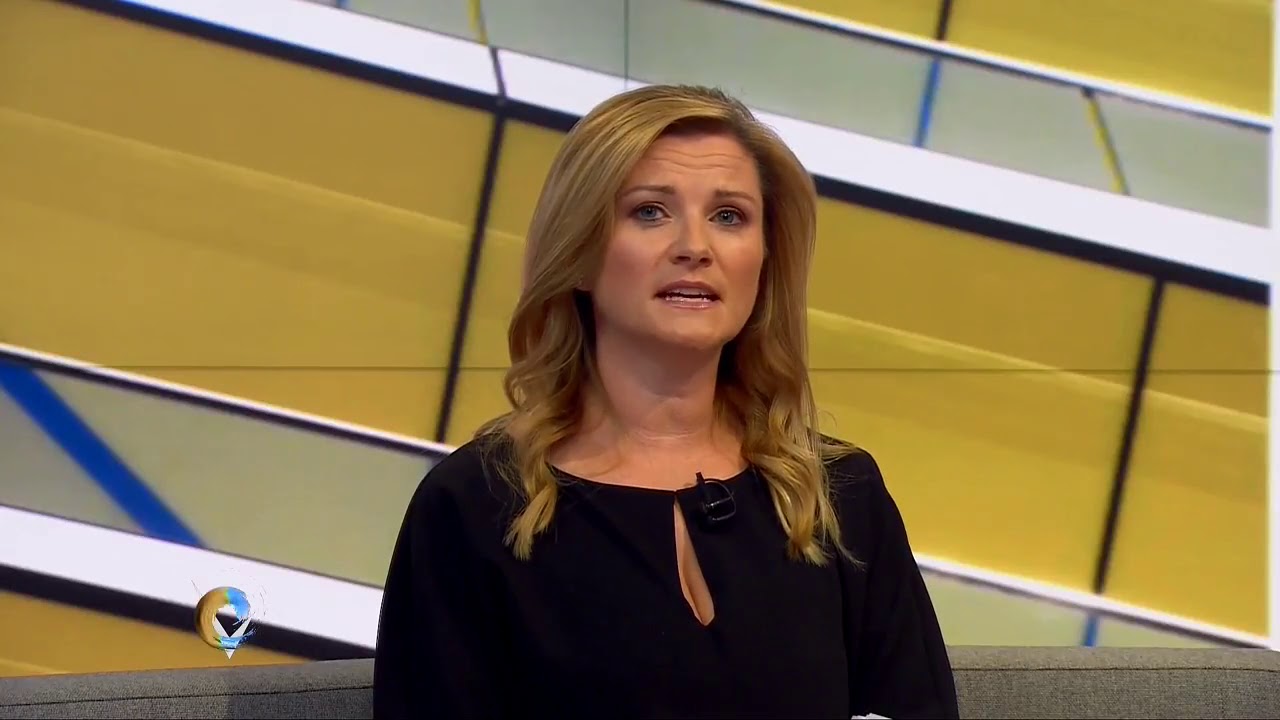 News Presenter Chloe Tilley showing cleavage | 20170921 - YouTube
