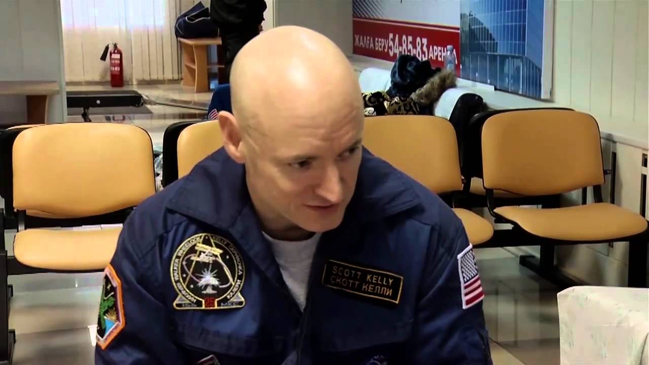 Scott Kelly Post-Landing Interview - YouTube