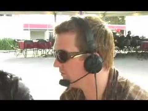 QOTSA Backstage @ Vegoose X107.5 - YouTube