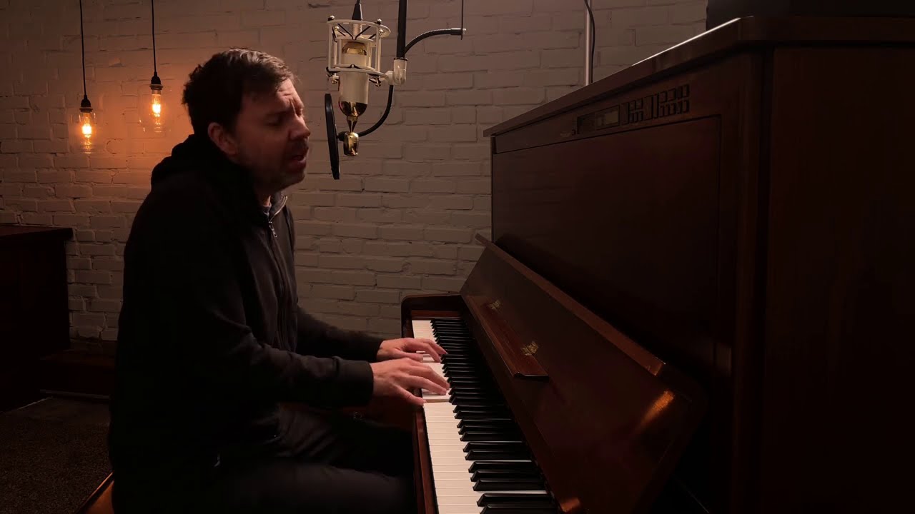 Safe In His Arms (Worship Set) - Jon Thurlow - YouTube