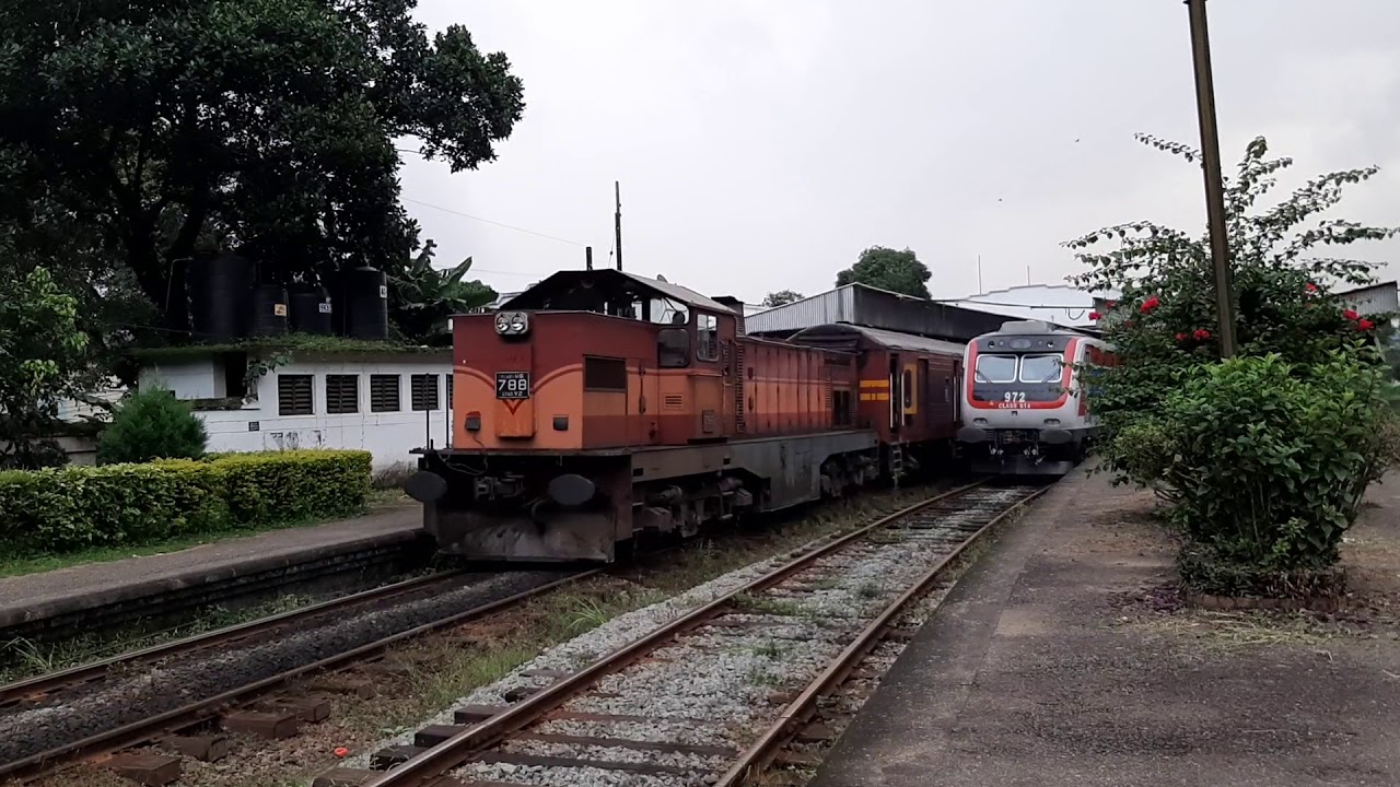 Sri Lanka Railway Class M6 - YouTube