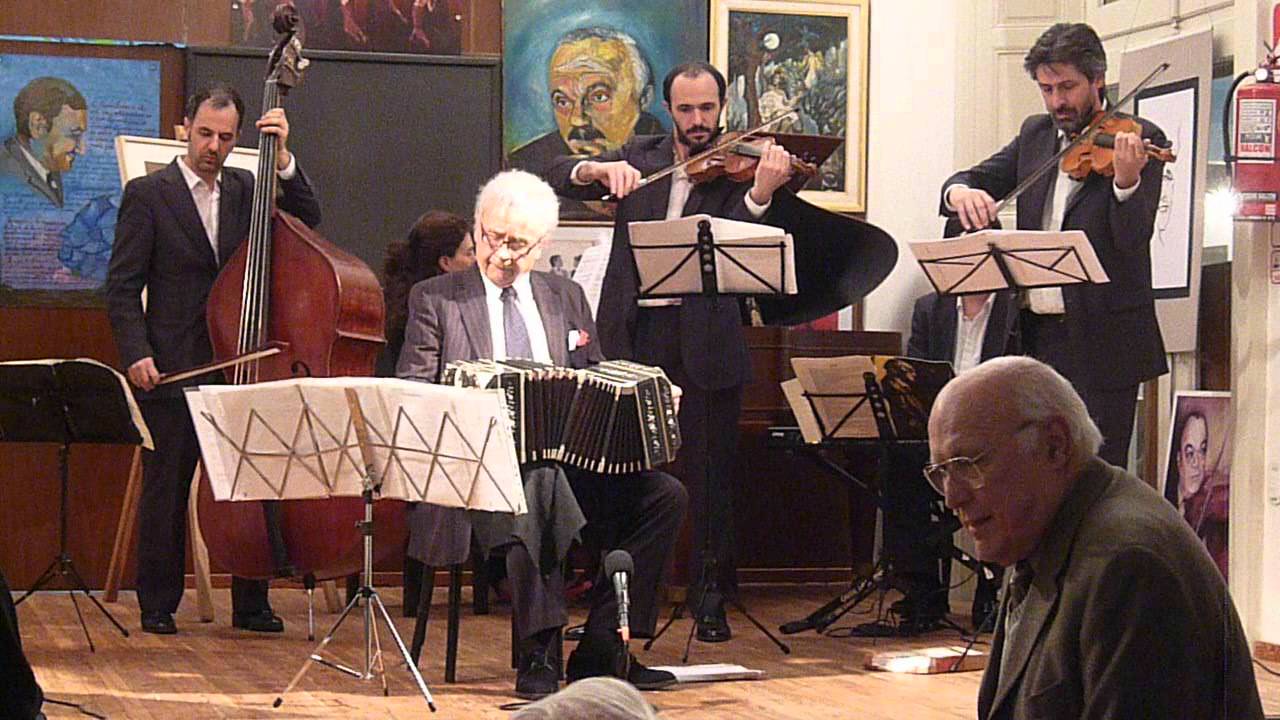 Orquesta Color Tango - A Evaristo Carriego - YouTube