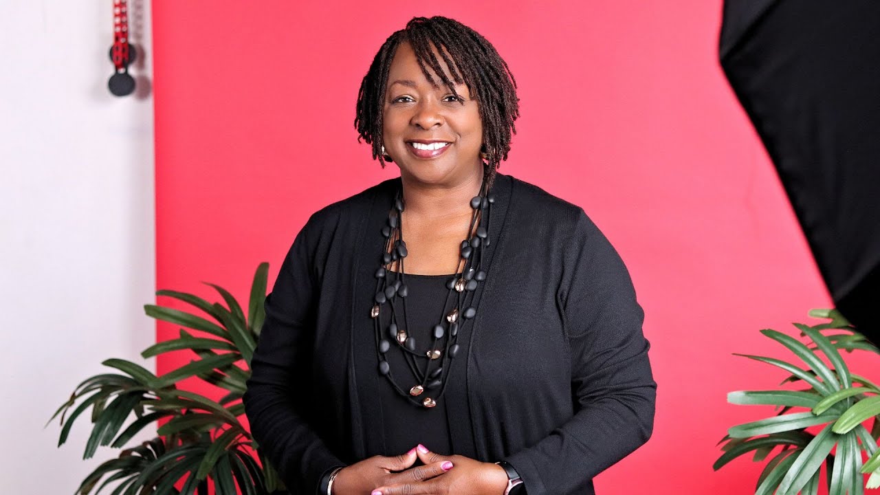 Meet The Owner Of Savor The Moment Bakeries & Dessert Bars - YouTube