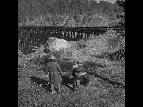 Arthur Morgan and Explosions - #rdr2 #shorts - YouTube