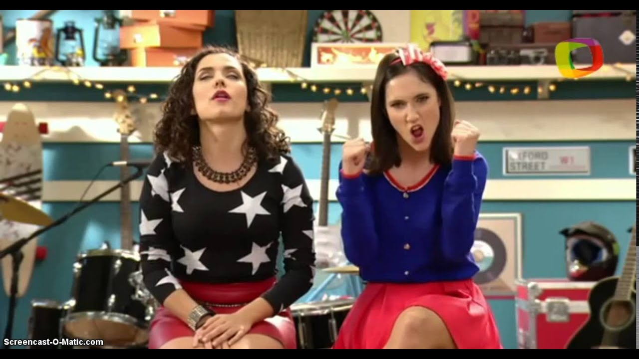 Entrevista a Lodovica Comello y Alba Rico Navarro - YouTube