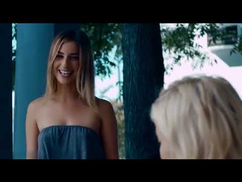 Lesbian Kissing 26