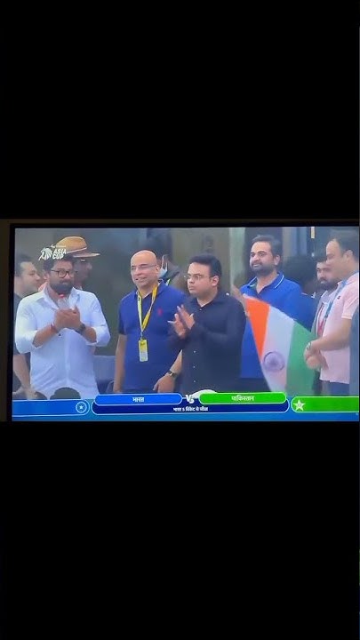 Amit Shah Ke Bete Ne Tiranga Flag Hath main lene Se kiya Inkar dekhe ...