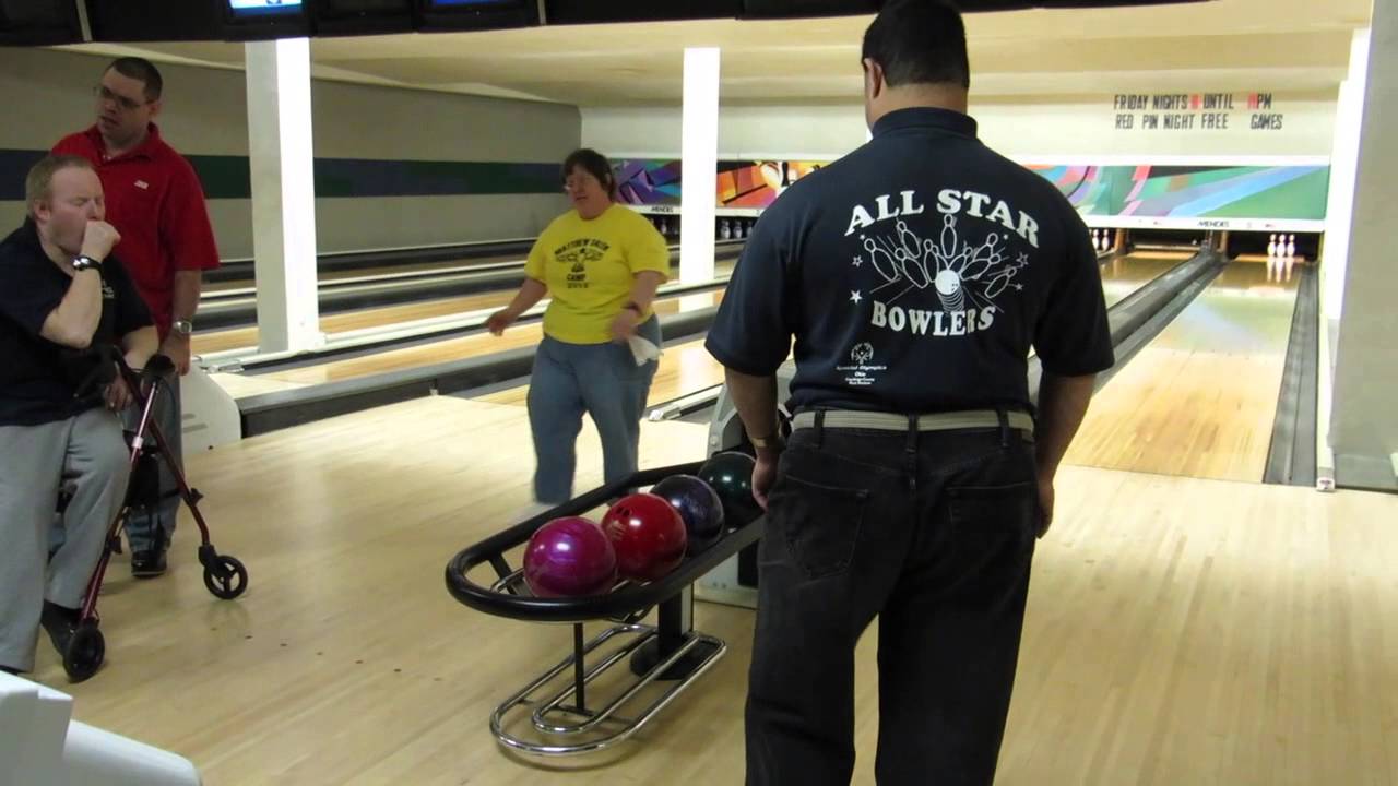 Mark Bowls a Spare at Madison Square Lanes - YouTube