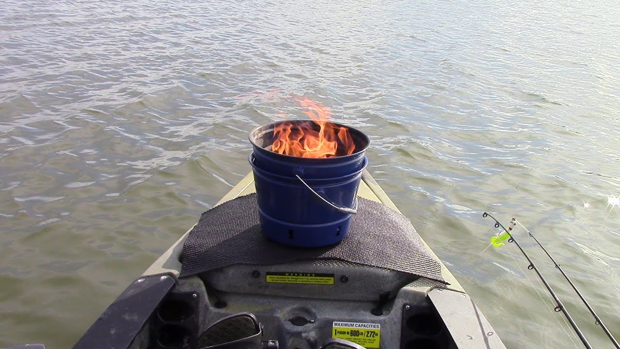 How i grill on a kayak - YouTube