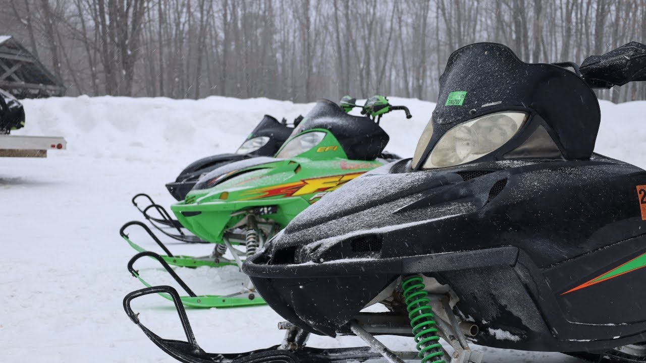 Snowmobiling The UP Of Michigan - YouTube