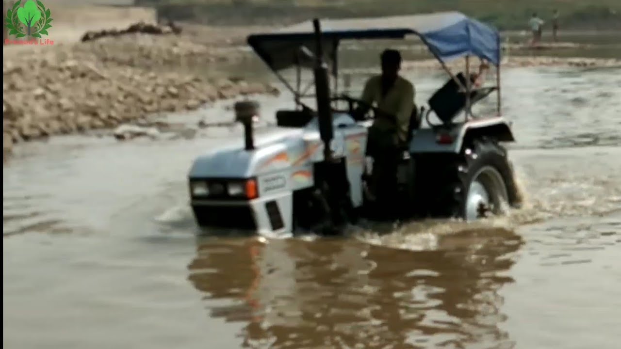 Eicher 380 Tractor washing in River - YouTube