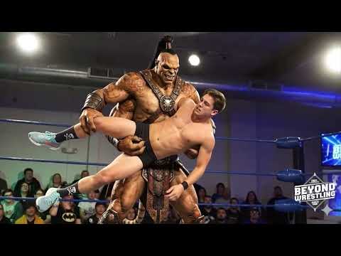 crouch lift by goro Gorilla press slam