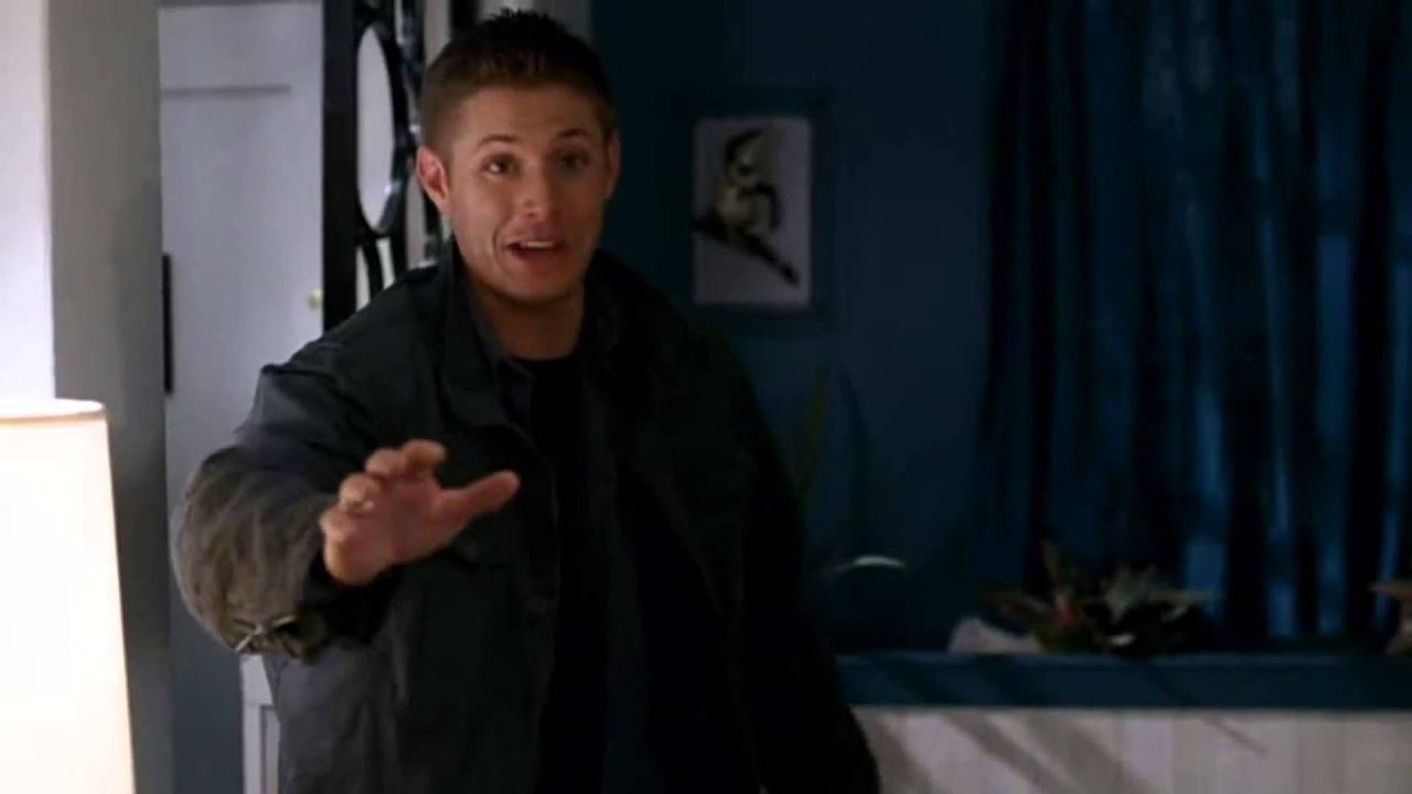 Supernatural - Dean Winchester Eu Sou o Batman/ I'm Batman HD - YouTube