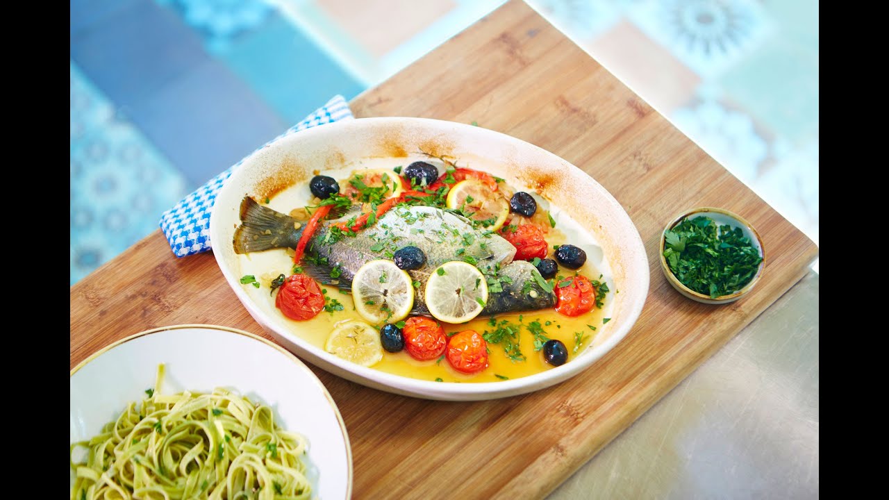 Recette: Bar Oméga au four à la méridionale - YouTube