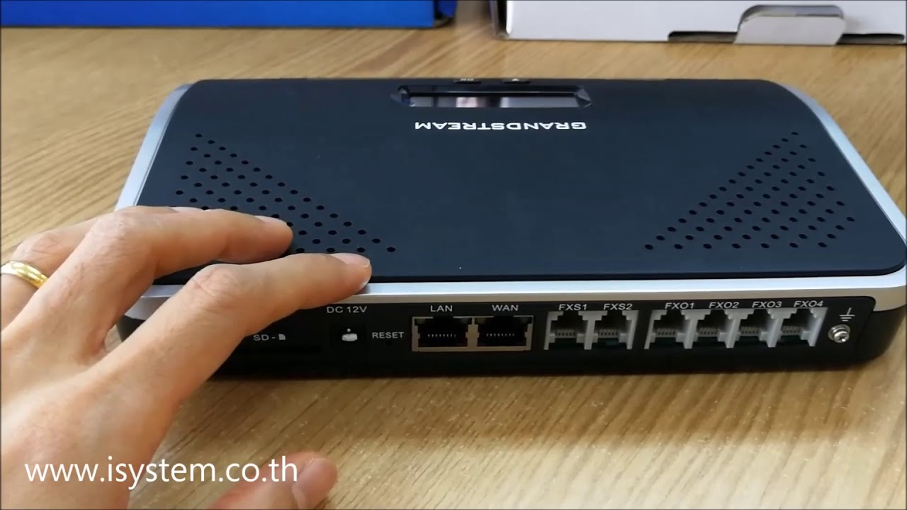 Grandstream UCM-6204 - YouTube