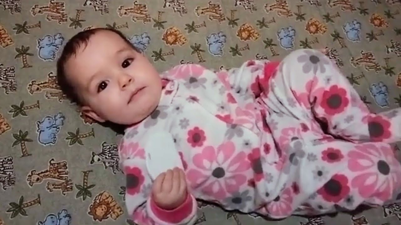 Baby Ava Is Still Zero Years Old 👶🏻🍼🧷👣 - YouTube