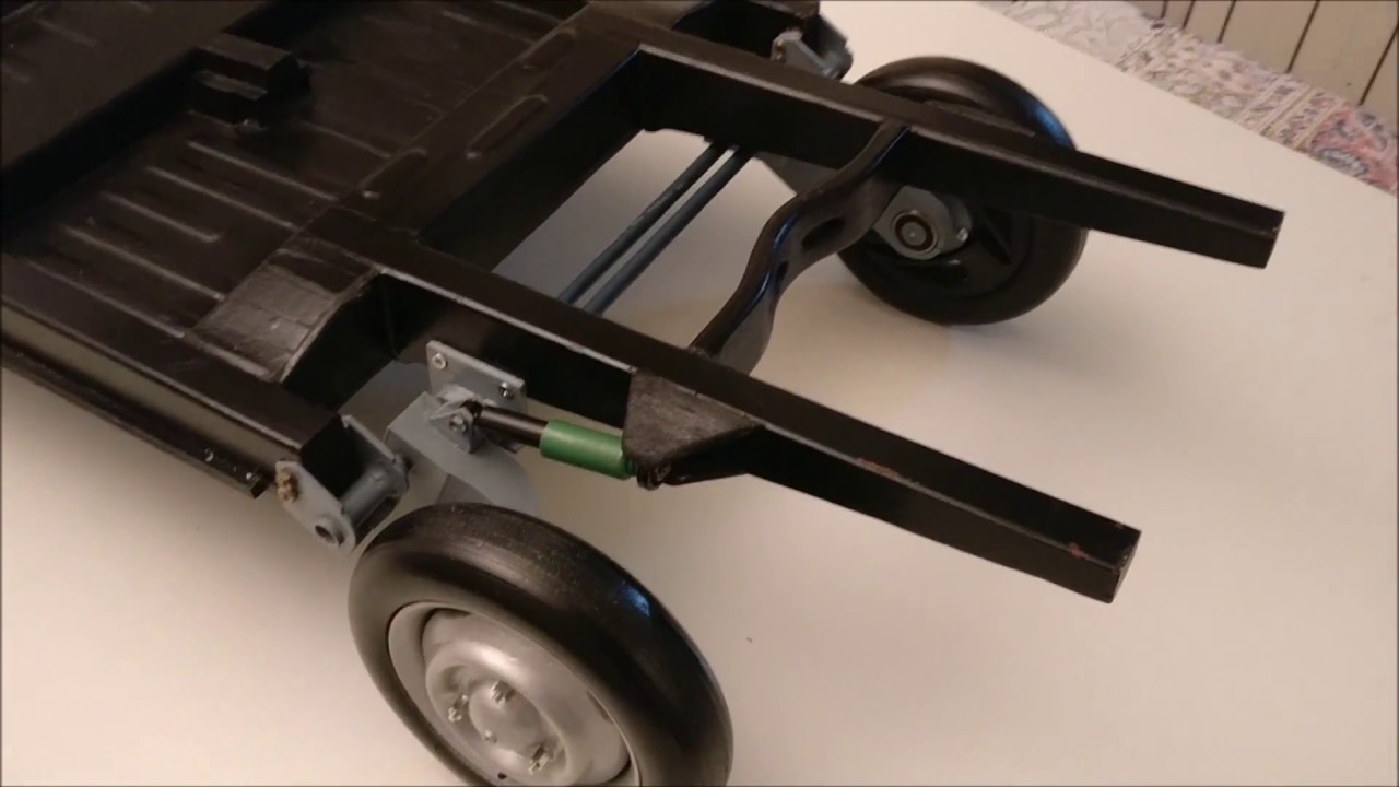 Renault 4 model car - New rear suspension assembly and wheels - YouTube