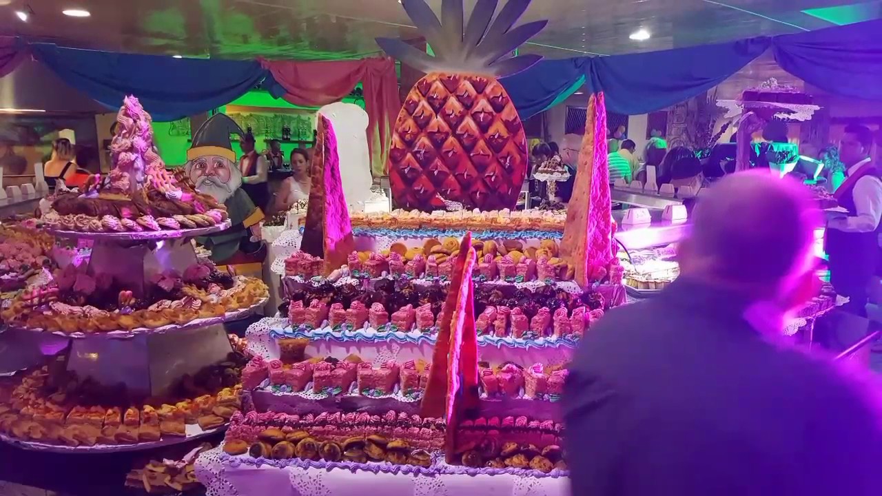 Santa lucia cuba brisas buffet - YouTube
