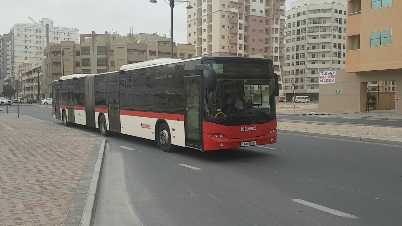 Articulated Bus, how to properly park in the small layby - YouTube