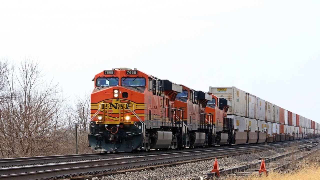 BNSF 7668 Verona Illinois 2/20/17 - YouTube