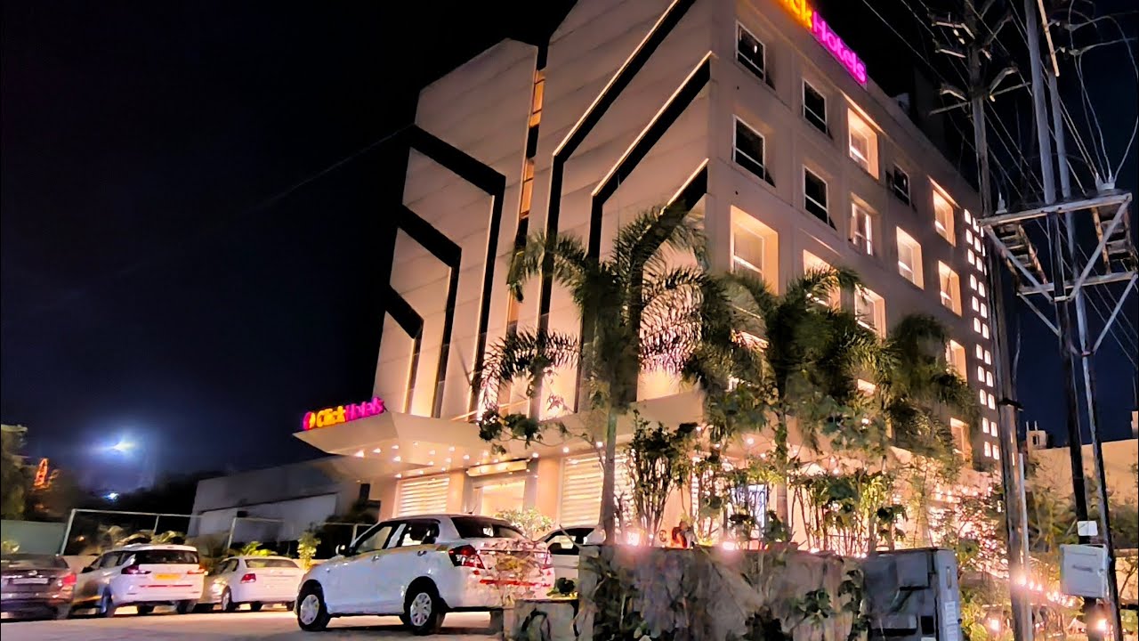 Click Hotel, Aurangabad | Room tour, Hotel tour, & food service 🏨 - YouTube