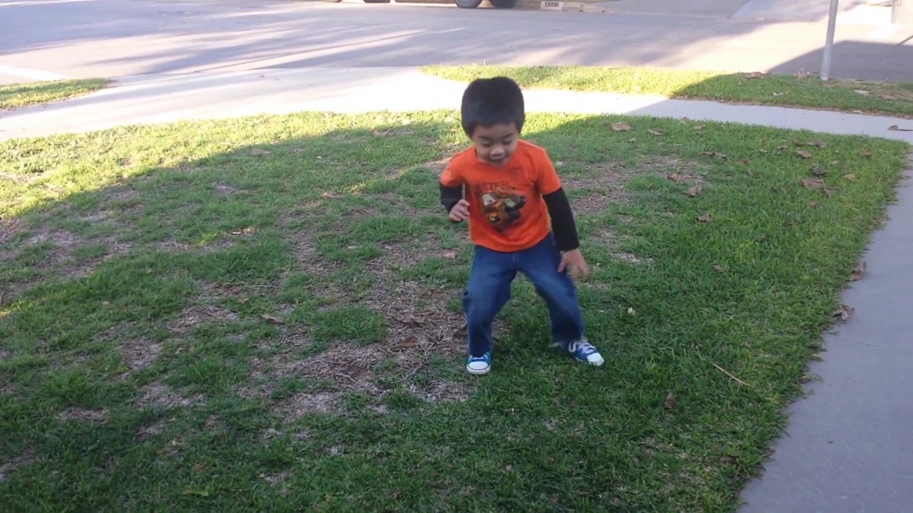 DISNEY JUNIOR - DJ Shuffle Dance - YouTube