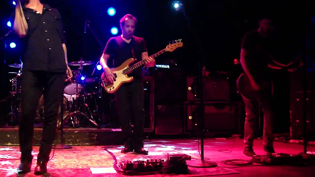 The Gracious Few - Crying Time (Live - Toronto - Sept. 25, 2010) - YouTube