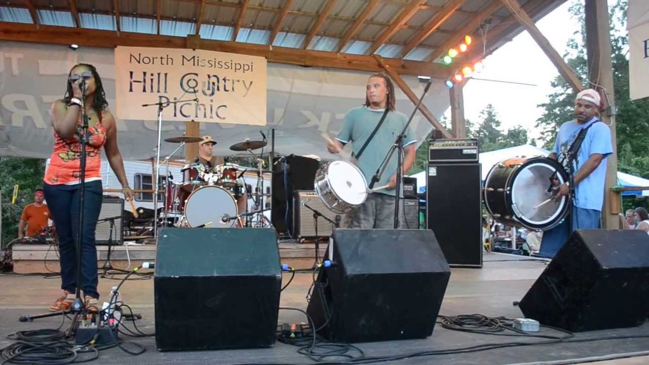 136 Sharde Thomas and the Rising Star Fife and Drum Band-Since I Laid ...