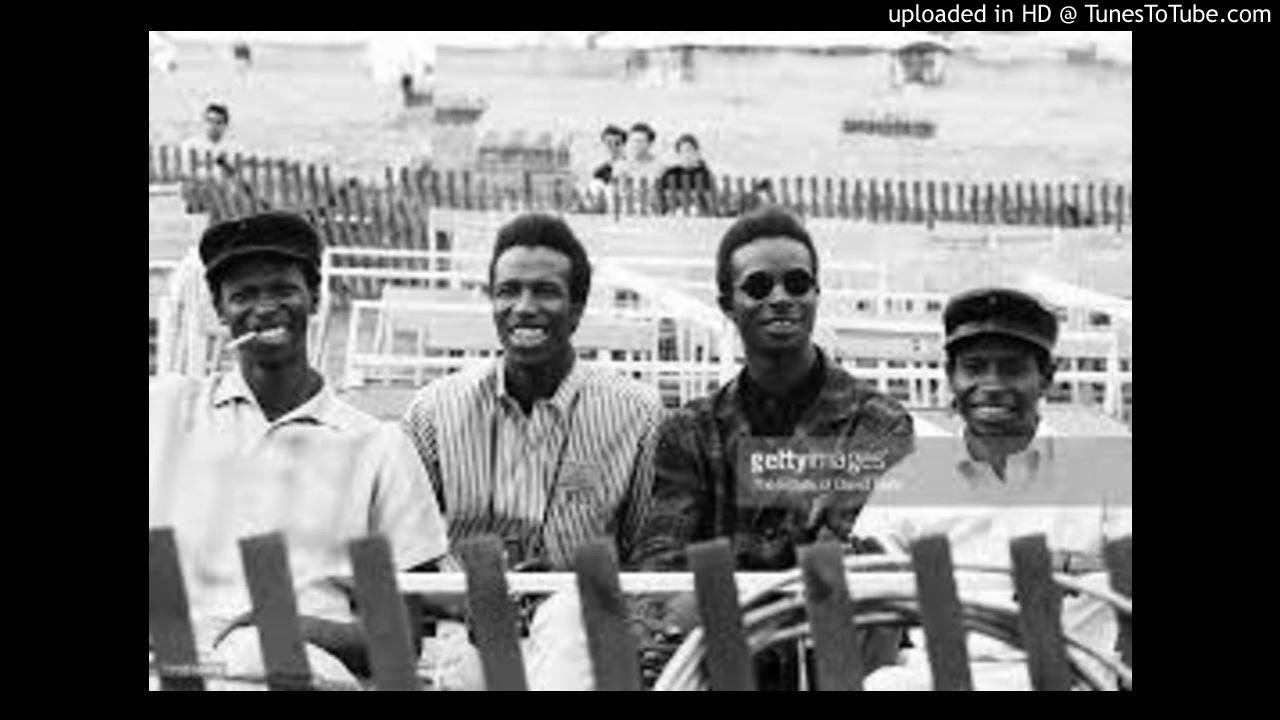 THE CHAMBER BROTHERS - UPTOWN - YouTube