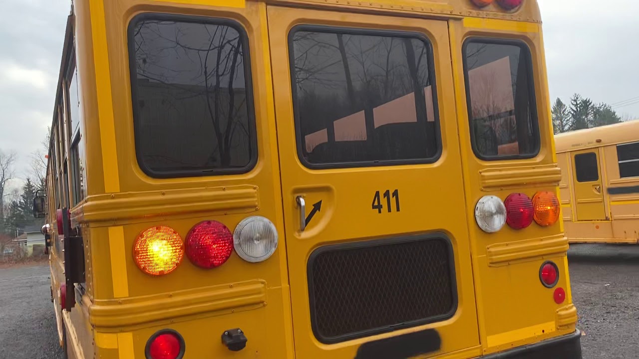 School Bus Coldstart 6 Months — Revving, Light Check, Brake Pumpdown ...