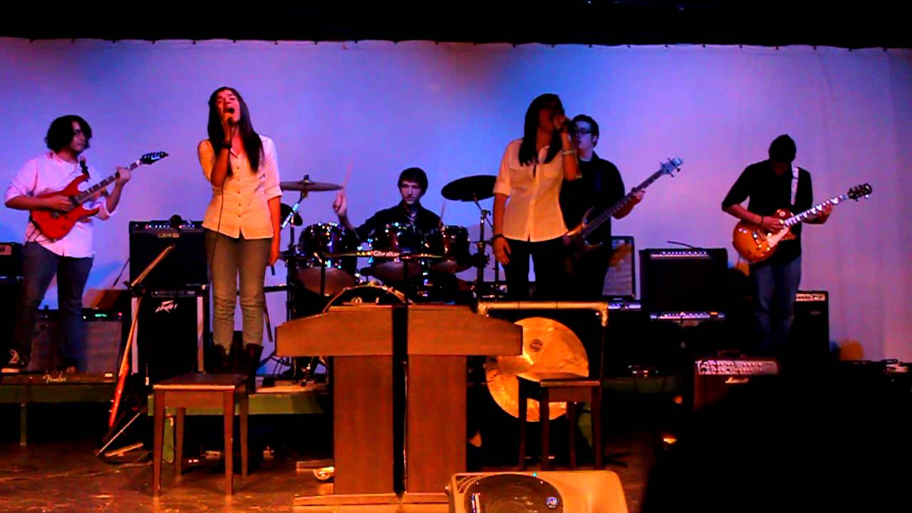 ACAA Guitar Show 2012 Paramore - Fences (Full Band Cover) - YouTube