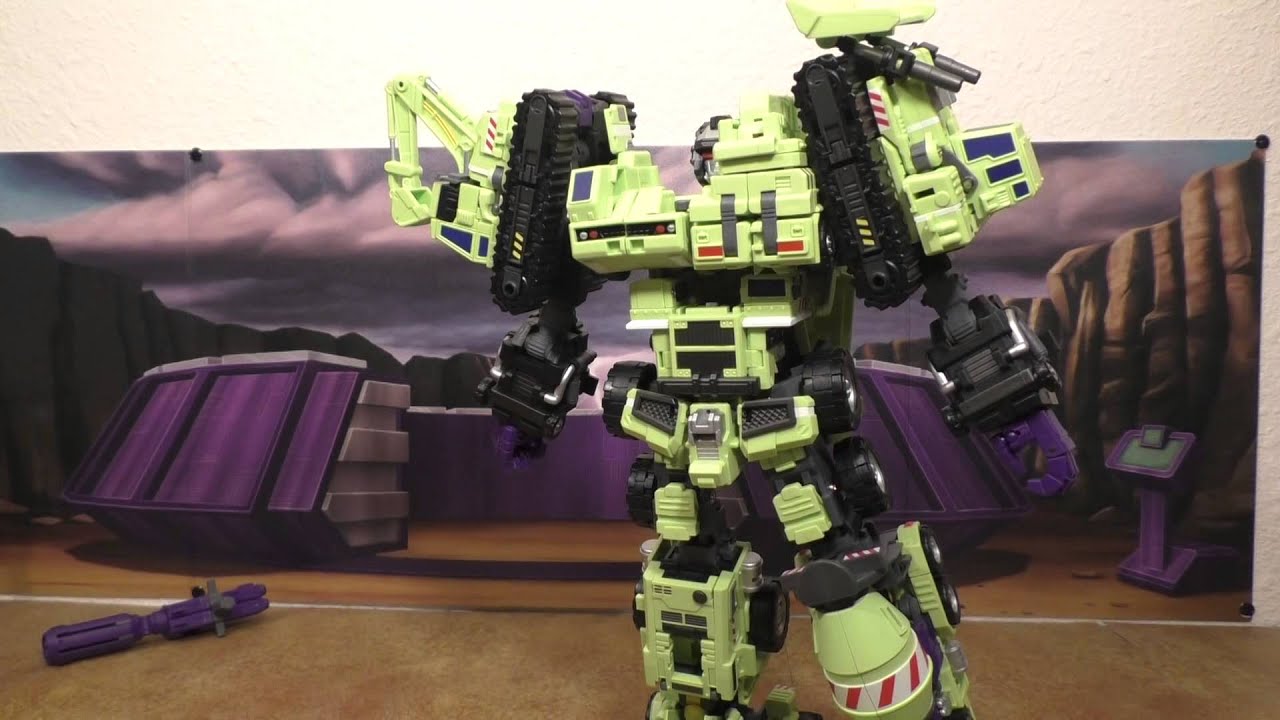 Transformers review Maketoys Giant aka Devastator - YouTube