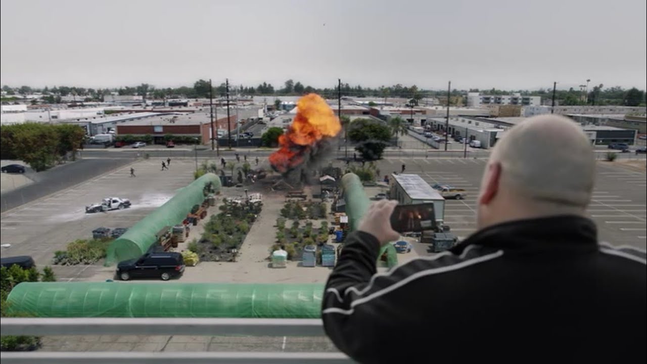 Barry S03E05: Funny scene, Bolivian mafia raids Chechens' compoud ...