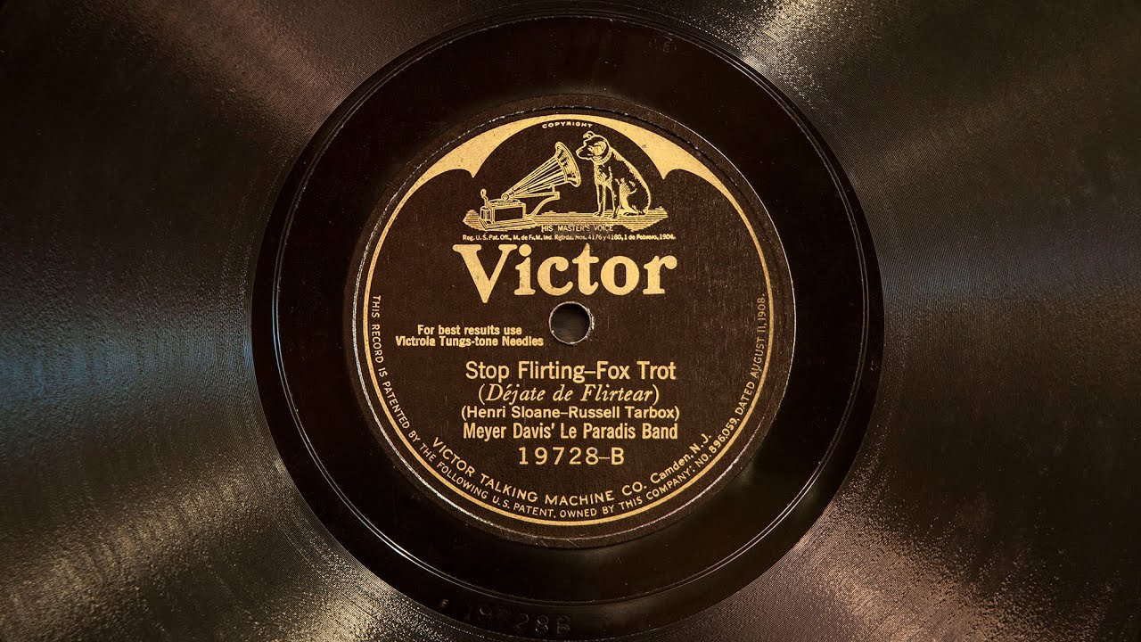 Stop Flirting • Meyer Davis' Le Paradis Band (Victrola Credenza) - YouTube