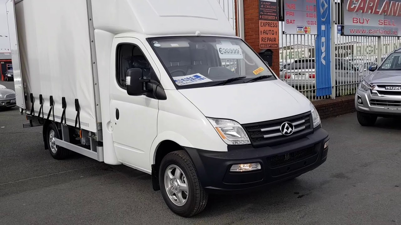 Ldv Luton curtain side - YouTube