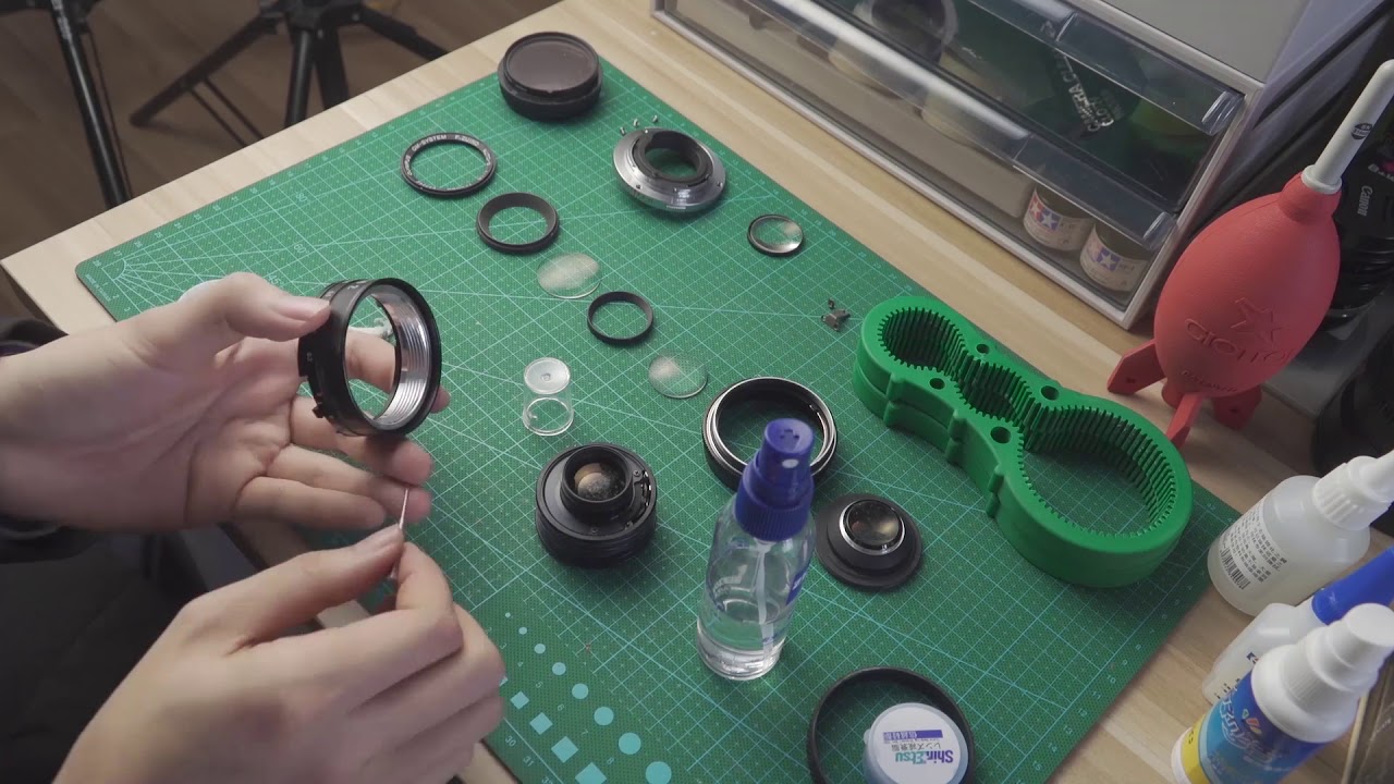 olympus 奥林巴斯 50mm f1.8 镜头清灰除霉 lens cleaning - YouTube