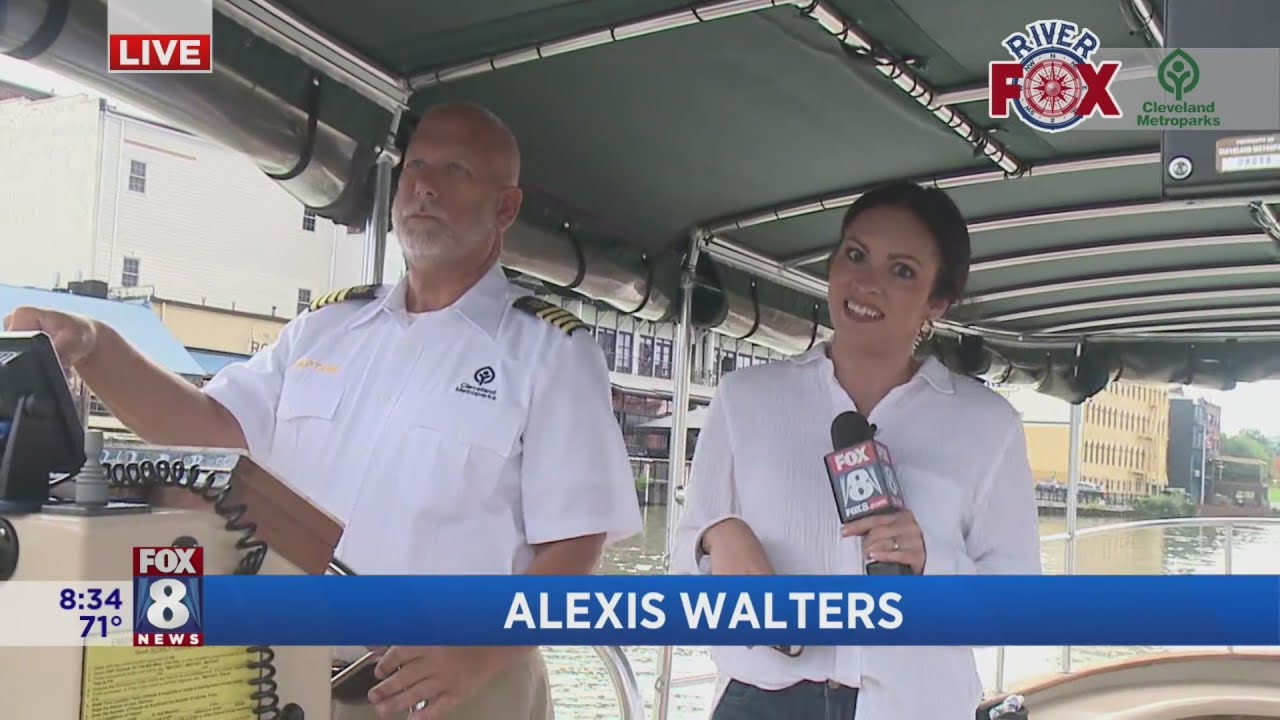 River Fox helps Fox 8's Alexis Walters deliver morning weather - YouTube