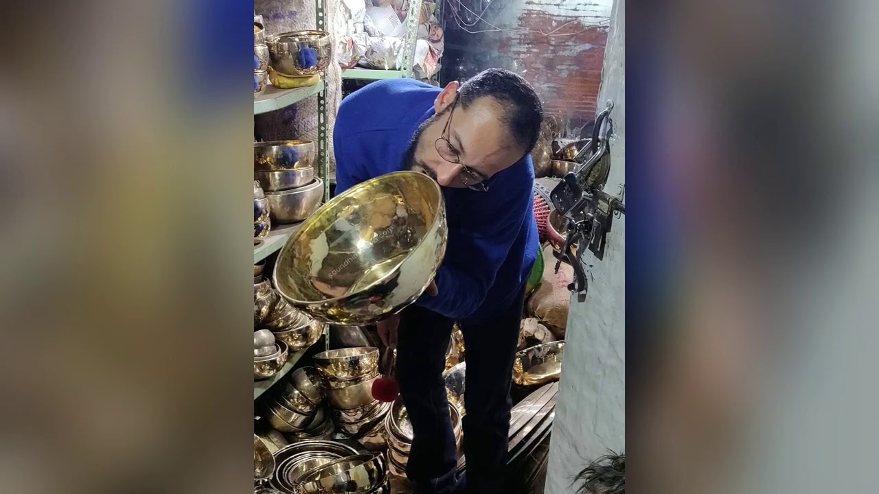 Singing bowls manufacturing process - YouTube